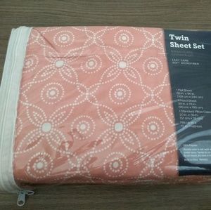 Bedding | Twin Sheet Set | Poshmark